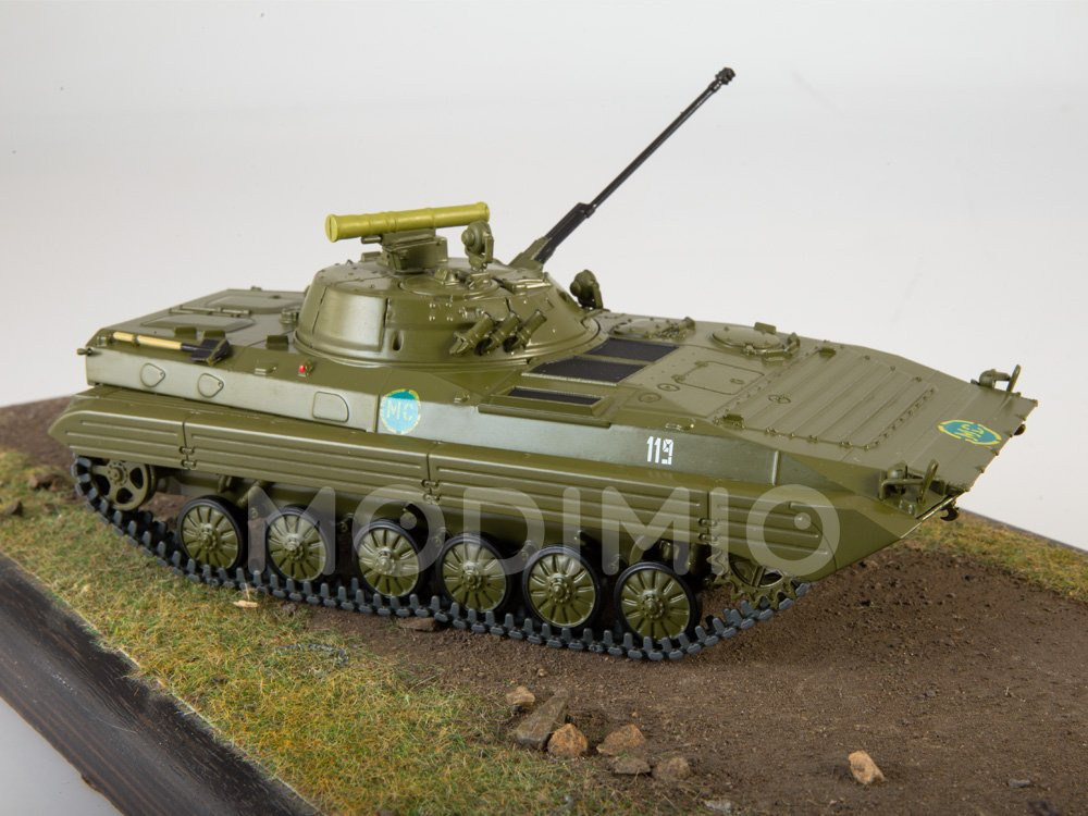 Modimio 1:43 BMP-2 NT029