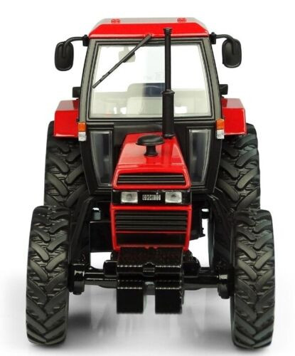Universal Hobbies 1:32 Case International 1494 Hydrashift 4WD (Red) UH6210