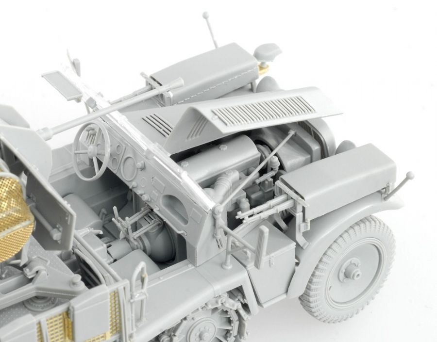 Dragon 1:35 Sd.Kfz.10/5 w/ 2cm Flak 38 6676